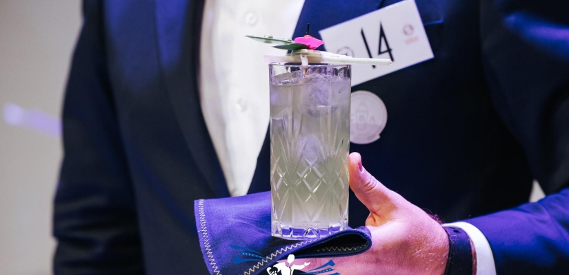 Plzeňský barman Martin Vogeltanz zvítězil na European Cocktail ...